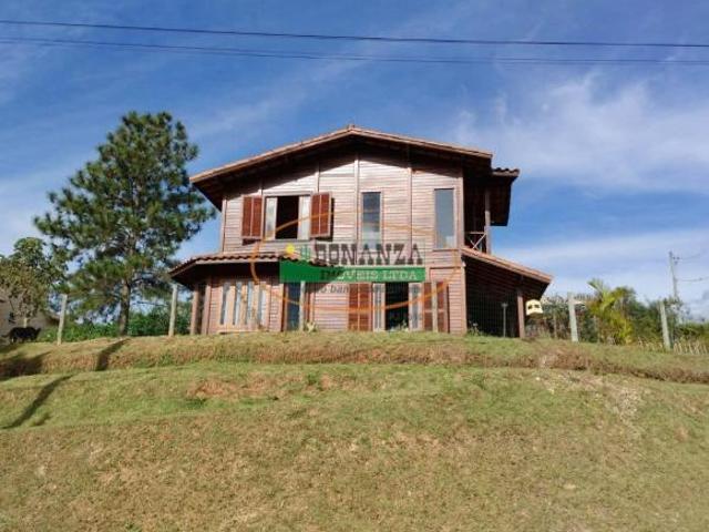 Casa à venda em Itabirito