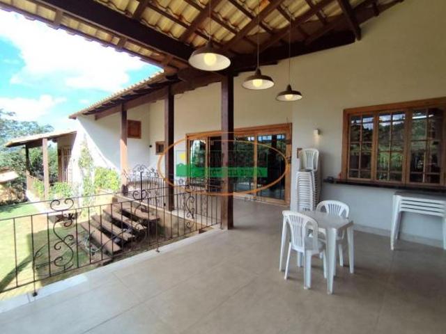 Casa à venda em Itabirito