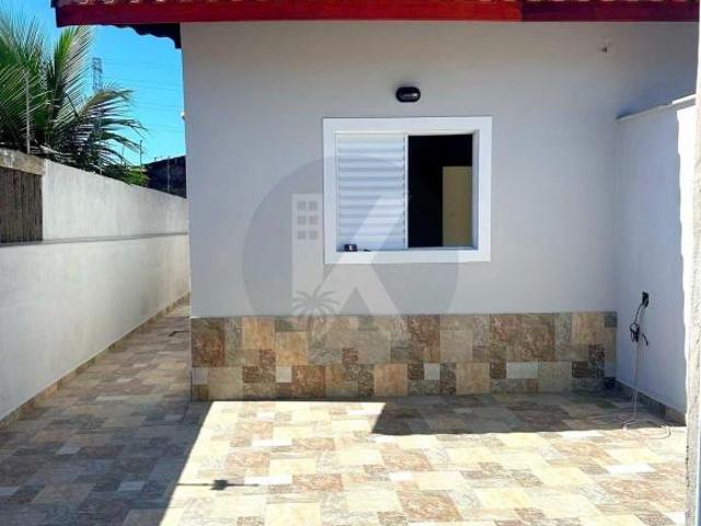 Casa á Venda em Itanhaém com Piscina e Area Gourmet Bairro Privilegiado