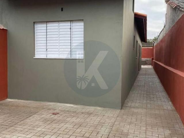 Casa a Venda em Itanhaém com Piscina e churrasqueira