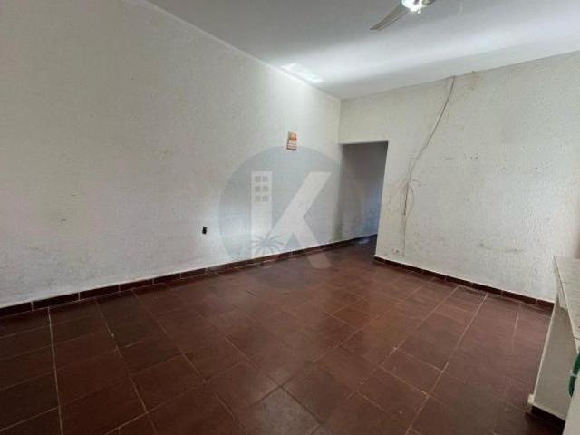 Casa a Venda em Itanhaém bairro Marambaia a 100 metros do mar