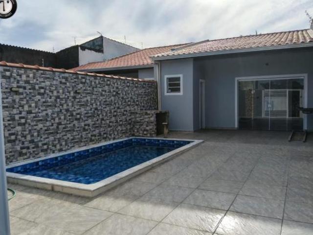Casa à venda em Itanhaém SP, Bopiranga: 2 quartos, 1 suíte, 1 sala, 1 banheiro, 1 vaga de garagem, 7
