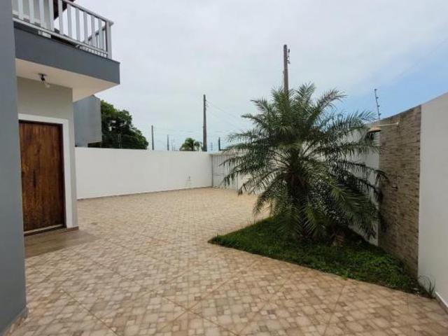 Casa à venda em Itanhaém SP, bairro Cibratel: 2 quartos, 1 suíte, sala, 2 banheiros, 5 vagas, 74,64m