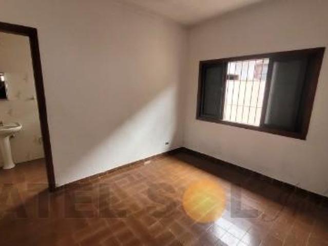 Casa à venda em Itanhaém SP, bairro Ivoty: 2 quartos, 1 suíte, 1 sala, 2 banheiros, 1 vaga, 68,99 m²
