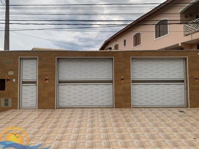 Casa à venda em Itanhaém SP, bairro Jamaica: 3 quartos, 3 suítes, 2 salas, 5 banheiros, 4 vagas de g