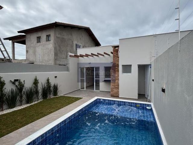 Casa à venda em Itanhaém SP, Jardim das Palmeiras: 2 quartos, 1 suíte, 1 sala, 2 banheiros, 2 vagas