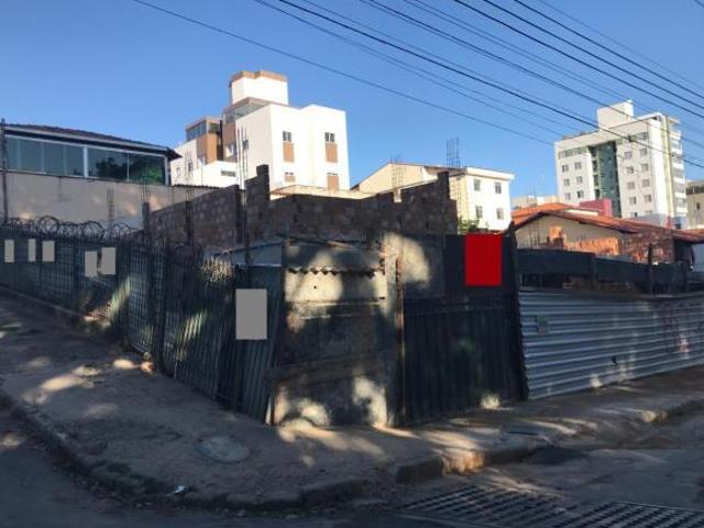 Casa à venda em Itapoã