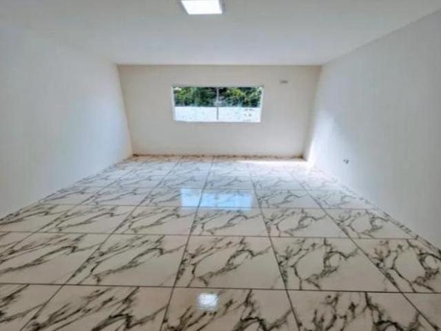 Casa à Venda em Itapecerica da Serra I 3 Quartos I 1 Suíte I 2 Vagas I Quintal