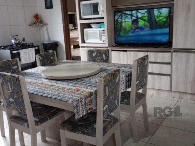Casa à venda em Itapuã