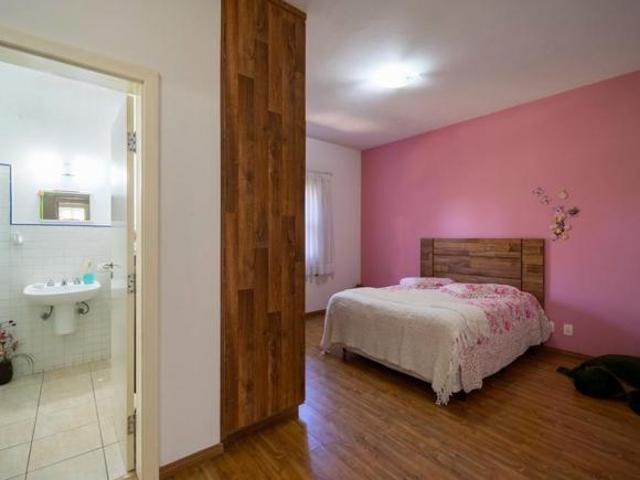 Casa à venda em Ivoturucaia