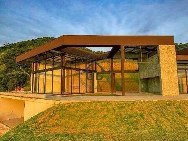 Casa com 1.100,00 m² 6 quartos venda em Joanópolis