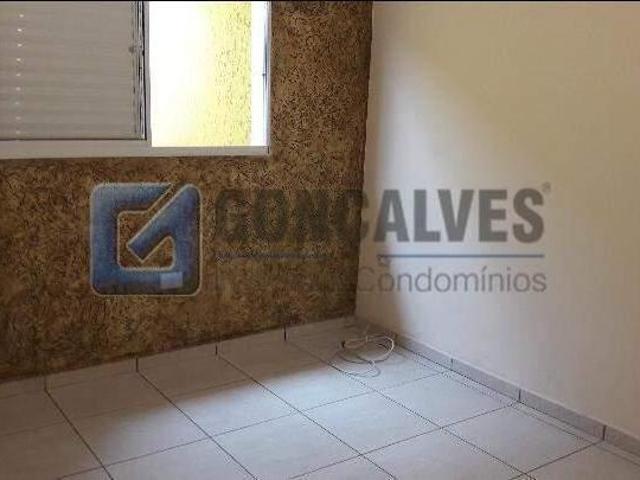 Casa à venda em Jordanópolis, São Bernardo do Campo – 2 quartos, 2 vagas