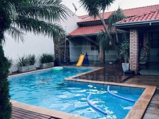 Casa a venda em Jaú/SP Condomínio Flamboyant