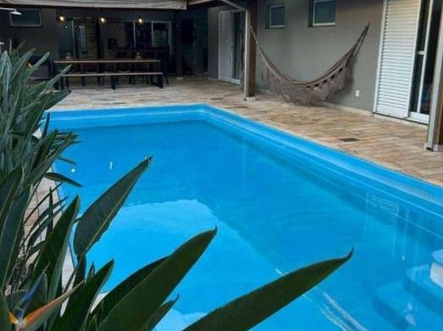 Casa a venda em Jaú/SP Condomínio Flamboyant