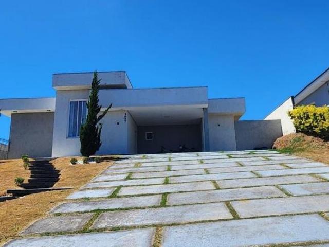 Casa à venda em Jacareí