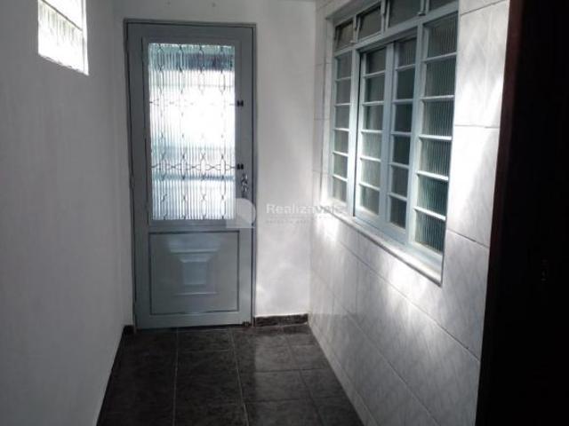 Casa à venda em Jacareí, Vila Zezé, com 3 quartos, com 80 m²