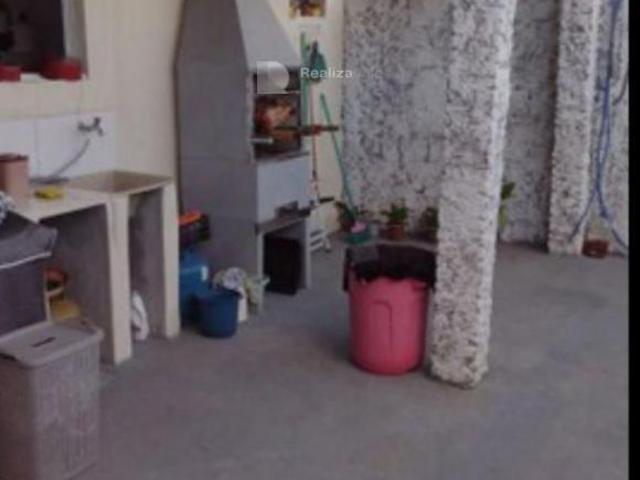 Casa à venda em Jacareí, Cidade Salvador, com 2 quartos, com 300 m²