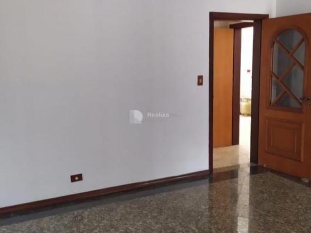 Casa à venda em Jacareí, Jardim Santa Maria, com 4 quartos, com 338 m²