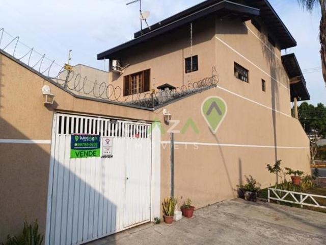 Casa à venda em Jacareí SP: 3 quartos, 1 suíte, 2 salas, 3 banheiros, 4 vagas de garagem, 172m² no V