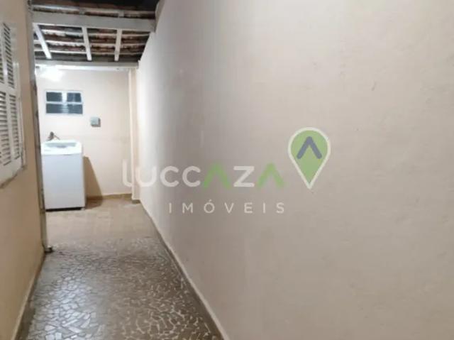 Casa à venda em Jacareí SP, Jardim Liberdade: 3 quartos, 1 suíte, 1 sala, 2 banheiros, 2 vagas, 103m
