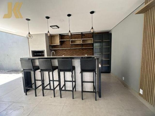 Casa à venda em Jaguariúna, Centro, com 3 quartos, com 140 m², Residencial Veneza