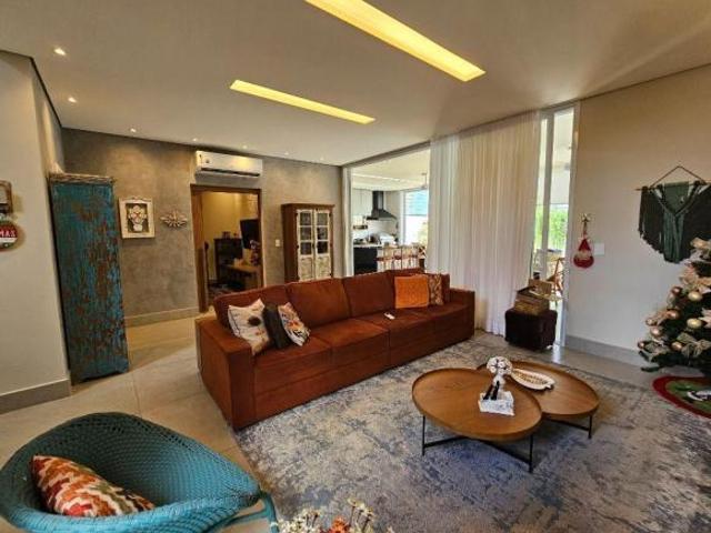 Casa à venda em Jaguariúna, Condominio Panini, com 3 suítes, com 290 m², Condomínio Panini