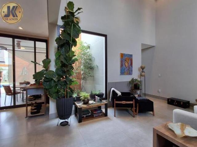 Casa à venda em Jaguariúna, Condomínio Residencial Lago da Barra, com 3 suítes, com 384.89 m²