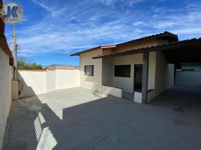 Casa à venda em Jaguariúna, Jardim Dona Irma, com 3 quartos, com 156 m²