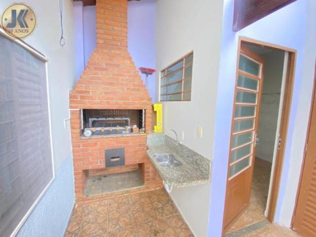 Casa à venda em Jaguariúna, Jardim Primavera, com 3 quartos, com 191 m², Condomínio Primavera