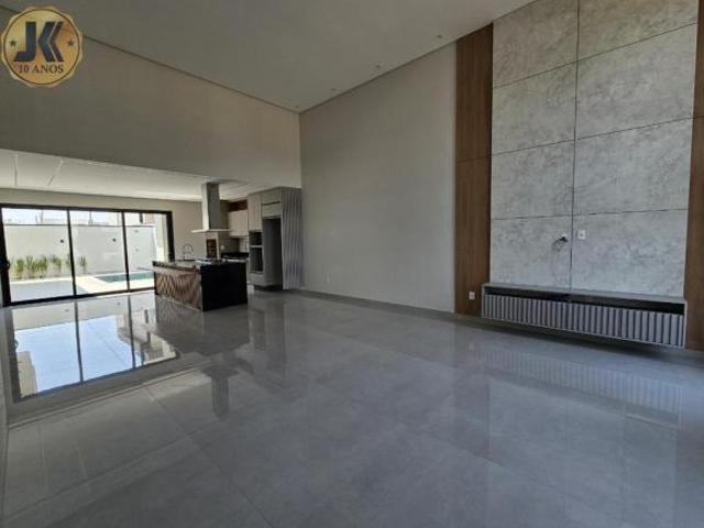 Casa à venda em Jaguariúna, Reserva do Jaguary, com 3 suítes, com 183.61 m²