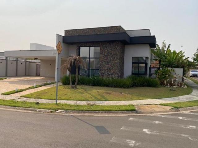 Casa à venda em Jaguariúna, Residencial Campo Camanducaia, com 3 suítes, com 303 m²