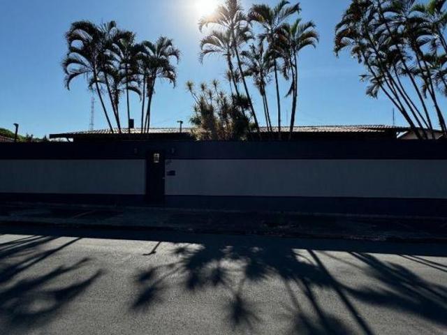 Casa à venda em Jaguariúna, Santa Cruz, com 4 quartos, com 390.98 m²