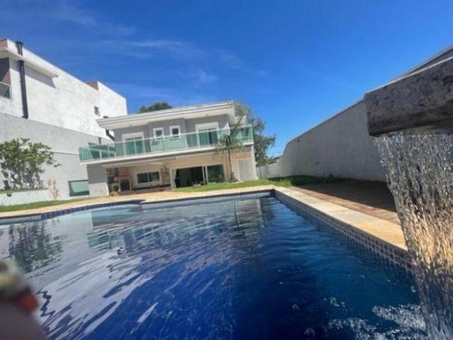 Casa à venda em Jandira, Jardim do Golf I, com 4 suítes, com 363 m², Condomínio