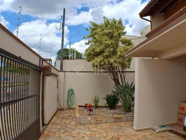 casa à venda em Jardim Magnólia