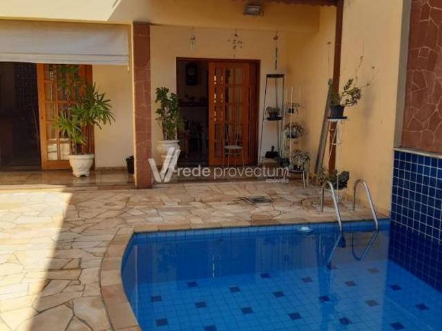 casa à venda em Jardim Magnólia