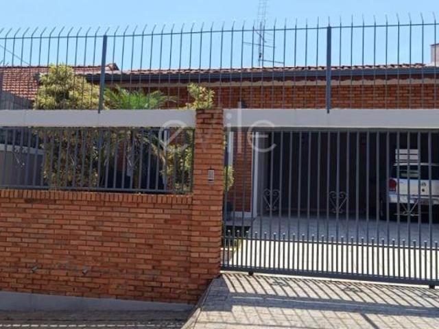 casa à venda em Jardim Nova Europa