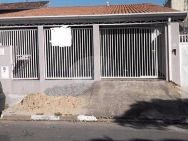 casa à venda em Jardim Aeroporto