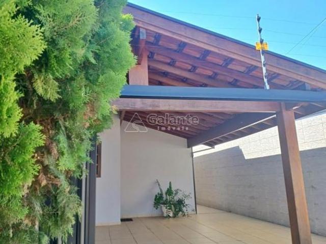 casa à venda em Jardim Amanda I