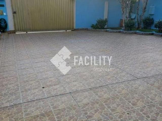 casa à venda em Jardim Amanda I