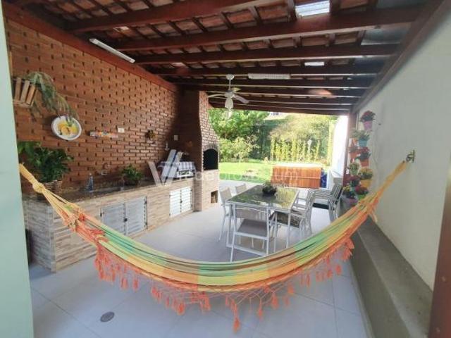 casa à venda em Jardim Aruã