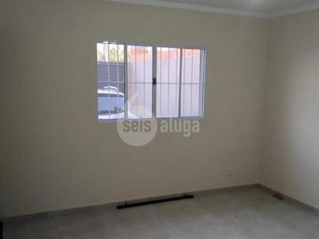 Casa à Venda em Jardim Barcelona, Indaiatuba – 2 Quartos, 70m²