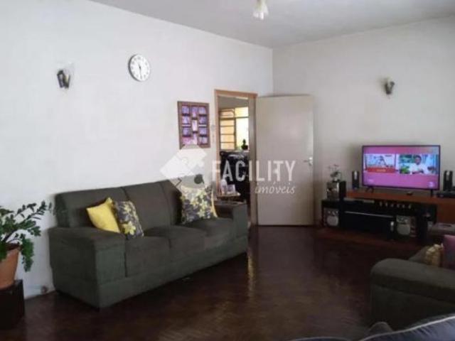 casa à venda em Jardim Bela Vista