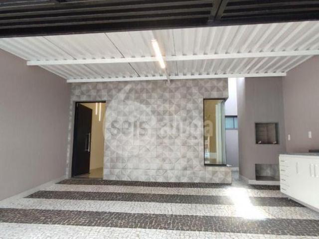 Casa à Venda em Jardim Boer I 2 Suítes, 105m² por R$570k