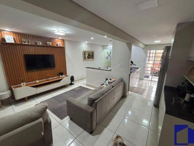 Casa à Venda em Jardim Bom Clima, Guarulhos SP