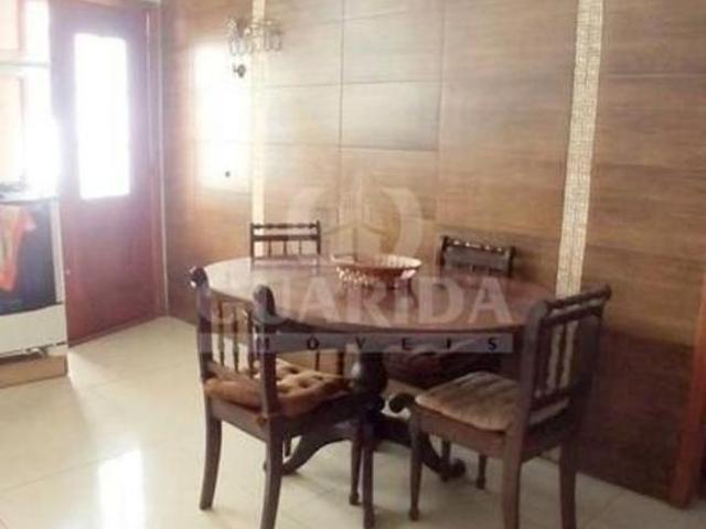 Casa à venda em Jardim Botânico com 200 m², 4 quartos