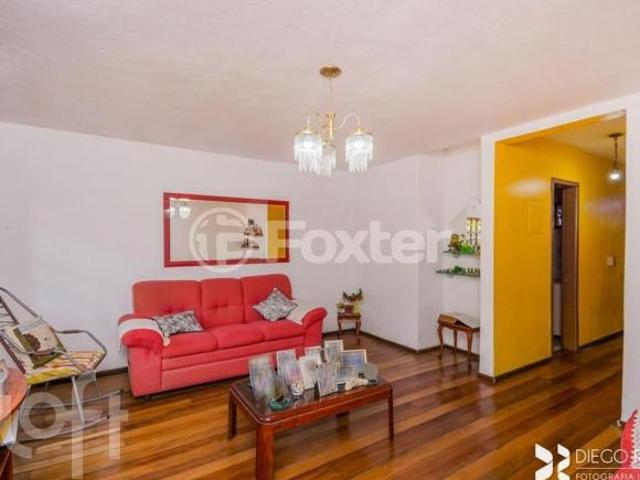 Casa à venda em Jardim Botânico com 360 m², 9 quartos, 2 vagas