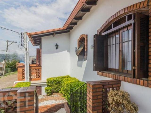 Casa à venda em Jardim Carvalho com 200 m², 3 quartos, 2 vagas