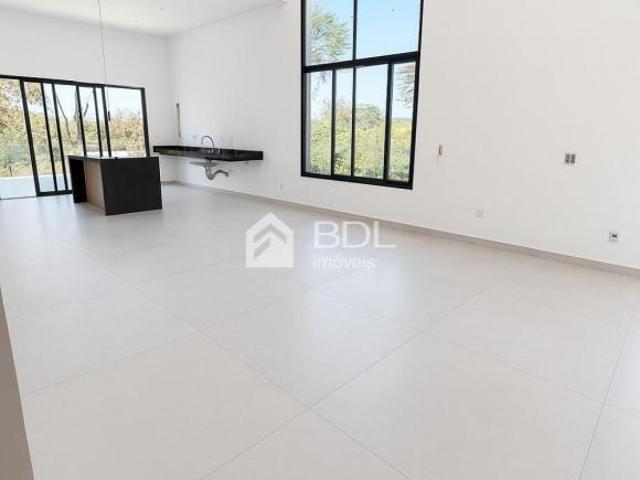 casa à venda em Jardim Celani