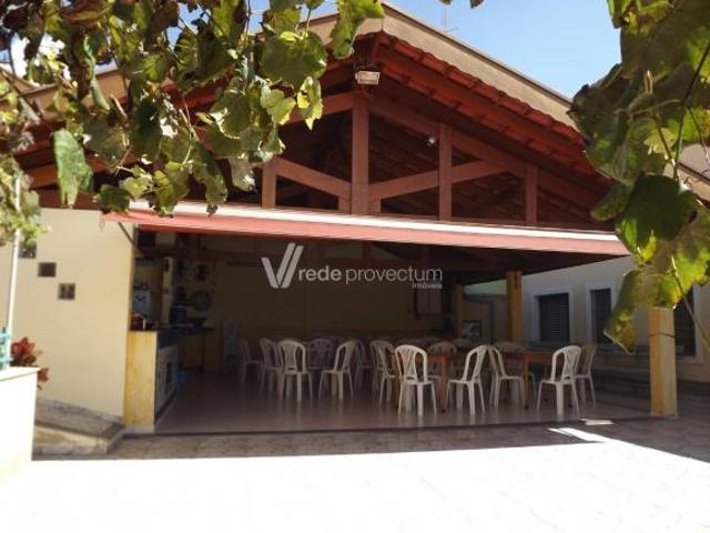 casa à venda em Jardim Chapadão