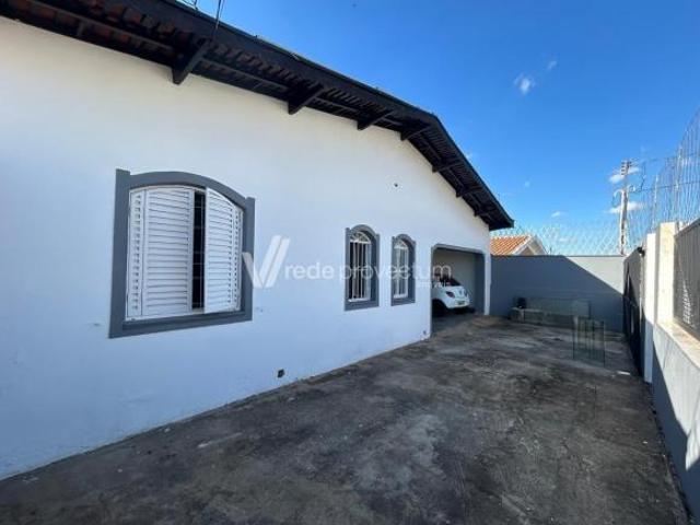 casa à venda em Jardim Chapadão